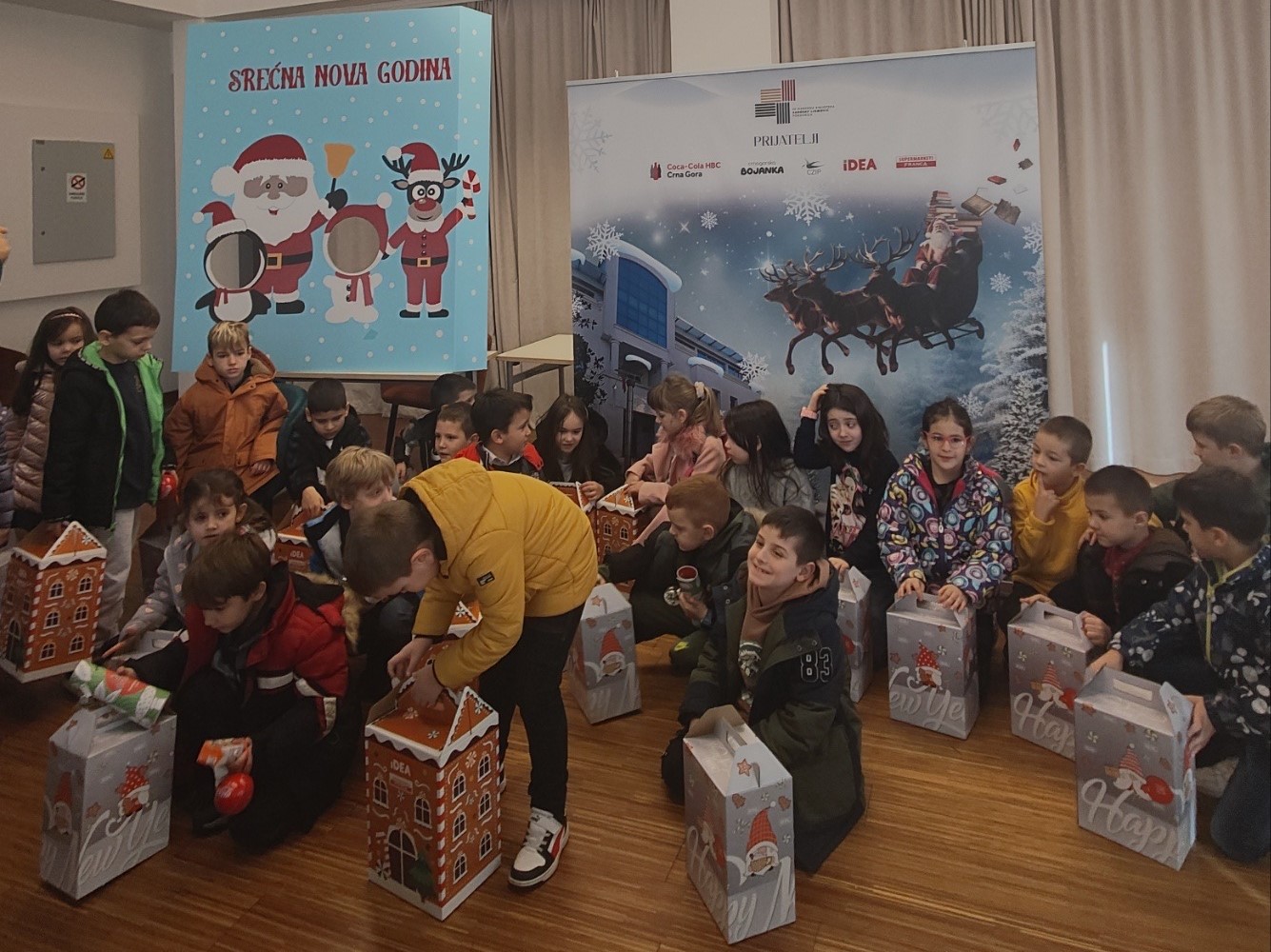 NB "Radosav Ljumović" organizovala program za mališane | Glavni grad ...